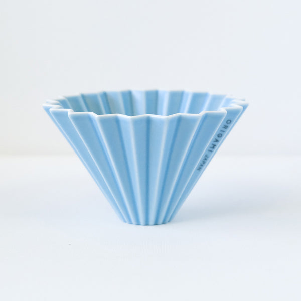 Medium ORIGAMI Dripper- Matte Blue – TRAVELER'S COMPANY USA